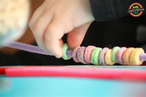Preschool Activities Cheerios Bracelet