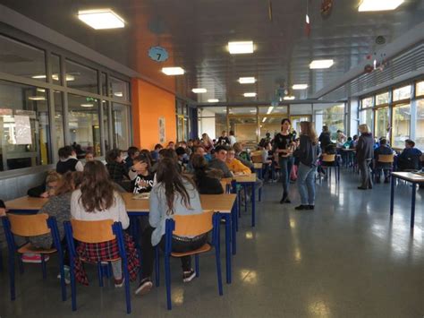 IGS Grünstadt IGS Grünstadt Unsere Schule Gebäude Mensa und Cafeteria