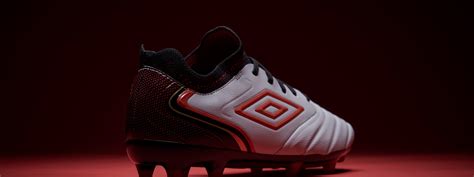 Umbro Tocco V Pro