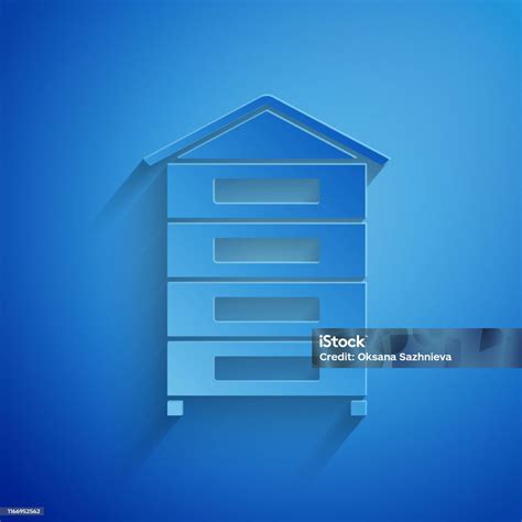 파란색 배경에 격리 된 꿀벌 아이콘에 대한 종이 컷 하이브 벌집 기호입니다 양봉및양봉 달콤한 천연 식품 종이 아트 스타일입니다 벡터 일러스트레이션 0명에 대한 스톡 벡터