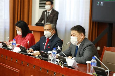 Л Оюун Эрдэнэ Хүнсний тогтвортой тогтолцоо бүрдүүлж хүнс экспортлогч орон болох ёстой