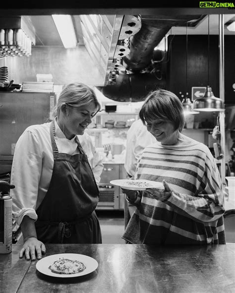 Sikke Sumari Wiki Biography Age Gallery Spouse And More