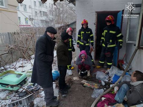 З пожежі в приватному будинку в Хмельницькому вогнеборці врятували 5 людей XМ ІНСАЙД