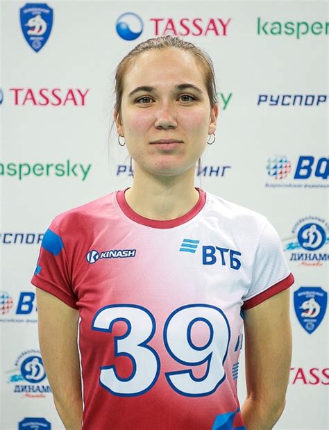 Макарова Инна Сергеевна Банк ВТБ «Лига Чемпионов Бизнеса корпоративный чемпионат по волейболу