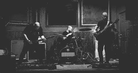 From Space Rock To Post Punk — Miamis Sumo Release Genre Shifting Iii Lp — Post