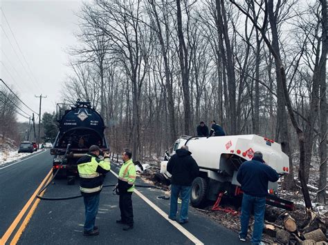 Weston Firefighters Tackle Fuel Spill After Truck Crash Video