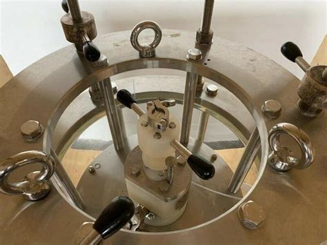 Used Amersham Pharmacia Chromaflow Chromatography Column 377 Liter Used Amersham Pharmacia Chromaflow Chromatography Column 377 Liter