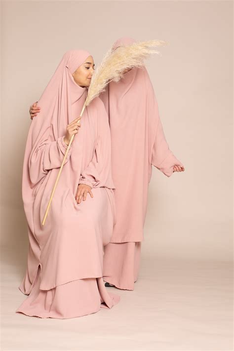 Pink Jazz Jilbab Young Girl
