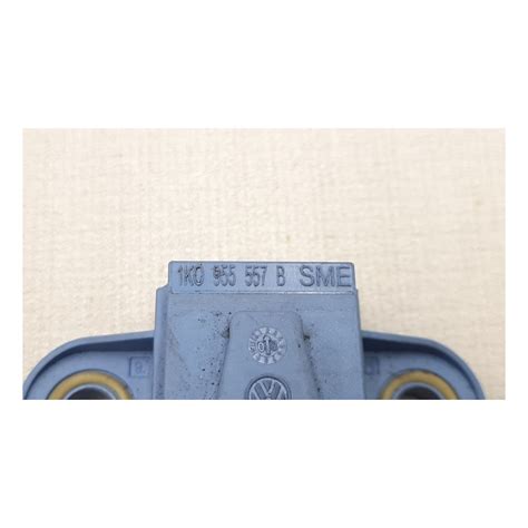 Capteur d airbag latéral droit pour SEAT Altea 5P 1K0955557B