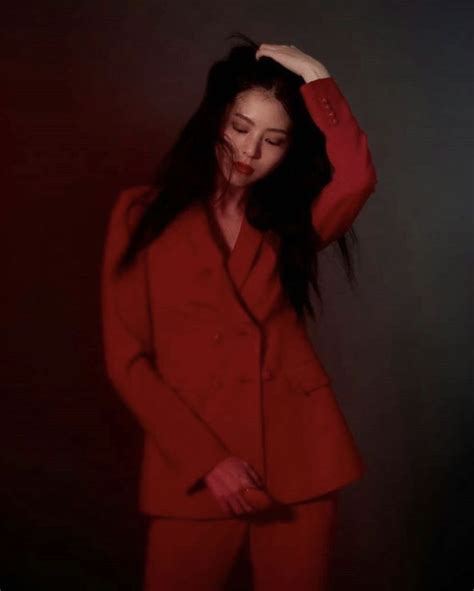 Pin By Mali On Sohee Boss Lady Korean Girl Korean Women