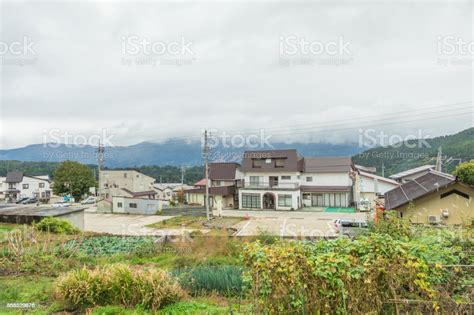 노자와 온천 일본 나가노 현의 북부에 위치한 온천 마을입니다 겨울에 대한 스톡 사진 및 기타 이미지 겨울 관광 리조트