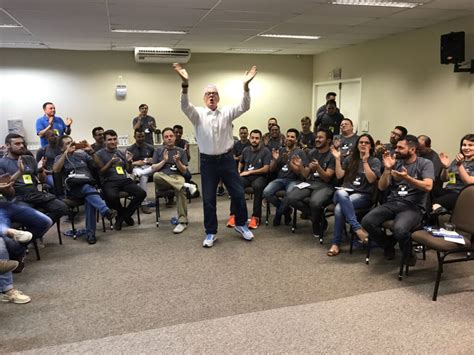 ILUMINANDO O CAMINHO PARA O SUCESSO Prof Gretz