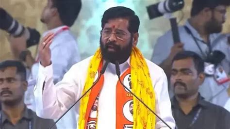 महाराष्ट्र में उद्धव और एकनाथ आमने सामने दोनों ने एक दूसरे को कहा