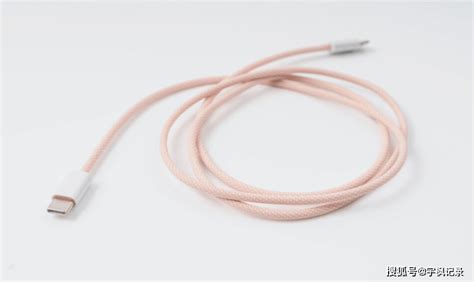 什么是usb4？type C重大更新，数据传输高达80g每秒 Gbps 端口 Renesas