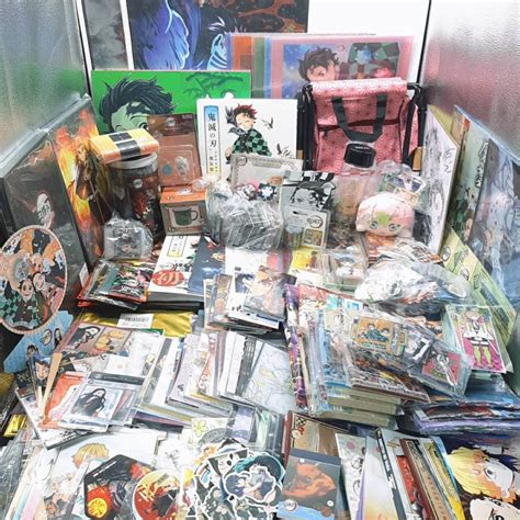 s329 1円スタート 鬼滅の刃 グッズ まとめ 大量 クリアファイル パンフレット イラストボード ポストカード 色紙 ステッカー 他 その