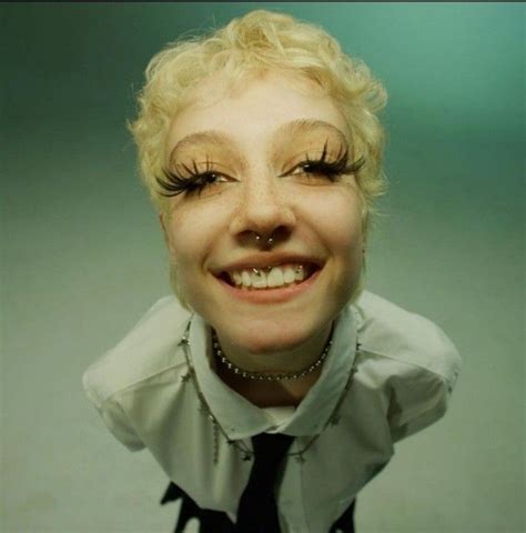 Chloe Moriondo Hell Hounds Woman Crush Everyday Pretty Girl Swag Alternative Makeup