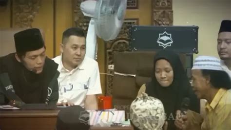 Pria Mirip Hercules Mualaf Dibimbing Gus Iqdam Kisah Hidupnya Tragis