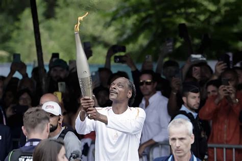 Snoop Dogg Porta La Antorcha Olímpica Superl1der
