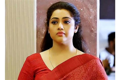 நடிகை மீனாவை திருமணம் செய்து கொள்ள பெண் கேட்ட பிரபல நடிகர் Live Tamil
