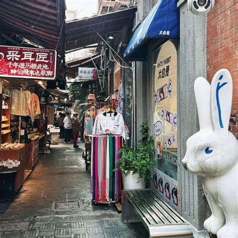 Xian City Wall Explore Chinas Historic Marve