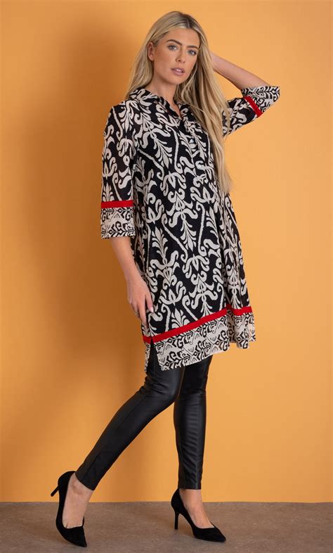 Border Print Tunic Top In Black Klass