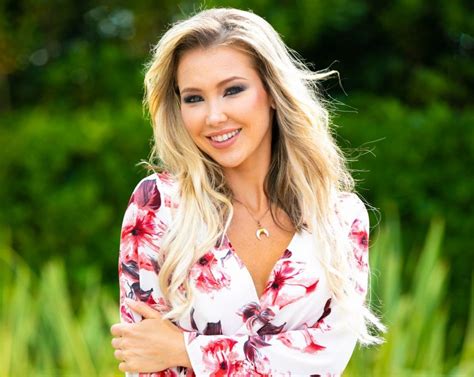 Les Vacances Des Anges 3 Andréane Revient Sur La Maladie Qui La Tenue éloignée Des Tournages