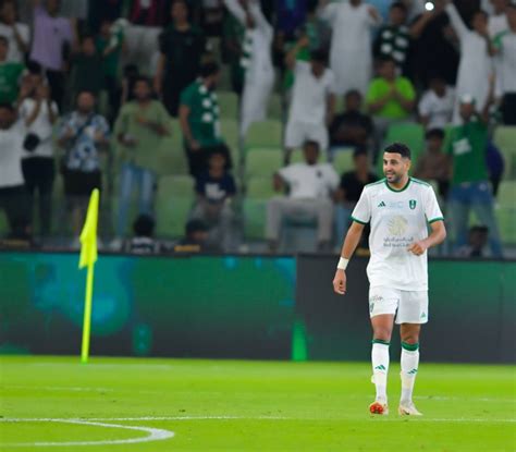 أرقام رائعة لنجم الأهلي قبل كلاسيكو الهلال