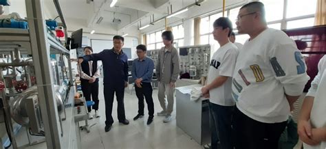 智能工程学院青年教师成长导师胡新颜教授系列讲座之七如何指导学科竞赛 泰山科技学院智能工程学院