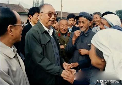 華國鋒退休後回老家現場擠滿人掌聲雷動 每日頭條