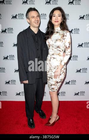 Nick Sylvester Und Mina Kimes Bei Der Asia Society Southern California