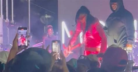 Singer Monica Jumps Off Stage In Detroit After Fan Punches Woman You