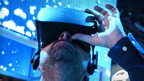 Intel Stock Slides After Muted Profit Outlook Roadmap Extension Thestreet