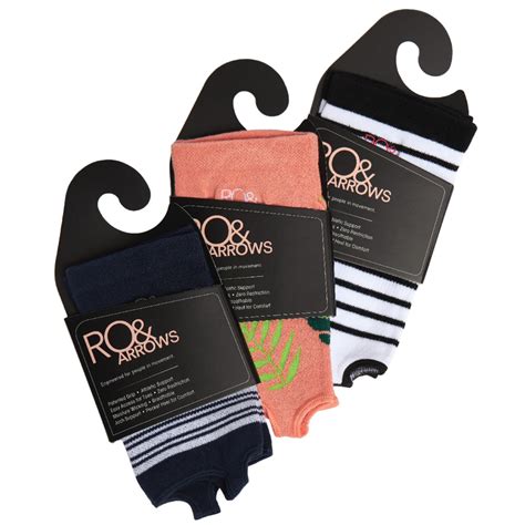 Rhiannon Low Show Open Toe Grip Socks Ro And Arrows Simplyworkout