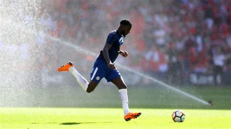 Chelsea Flop Tiémoué Bakayoko On Psgs Midfield Transfer Shortlist