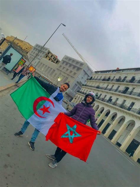 ردة فعل مغربي 🇲🇦 على سعودي 🇸🇦 في الجزائر 🇩🇿 يقول الجزائر كأنها دولة