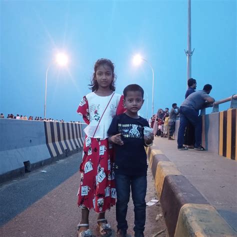 ভাই বোনের খুনসুটি