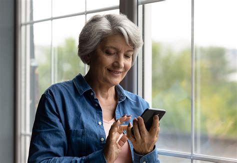 Evaluation Of Diabetes Self Management Mobile Health Applications