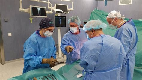 Плевен За Плевен В „Сърце и Мозък“ оперираха колянна става на пациенти по нов щадящ метод с