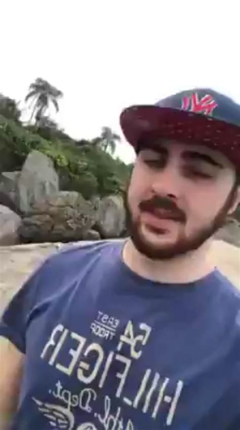 Aquele Rola Monstro Mano R Cellbits
