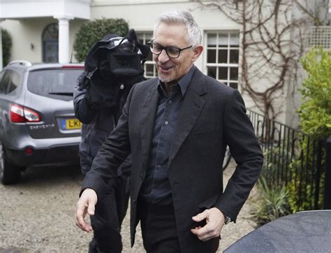 Crece La Crisis En La Bbc Por Suspensión De Lineker Los Angeles Times