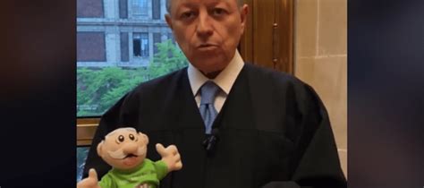 Aventar Peluches Del Dr Simi No Es Ilegal Zaldivar