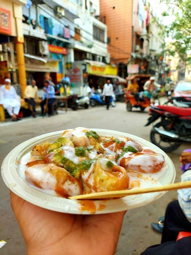 Chandni Chowk Market Delhi Timings History Location Images