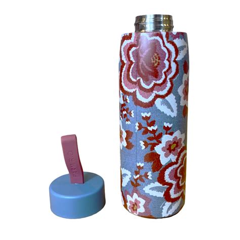 Garrafa Farm Q Sede Amanda Flora 500ML disponível na Loja Averse