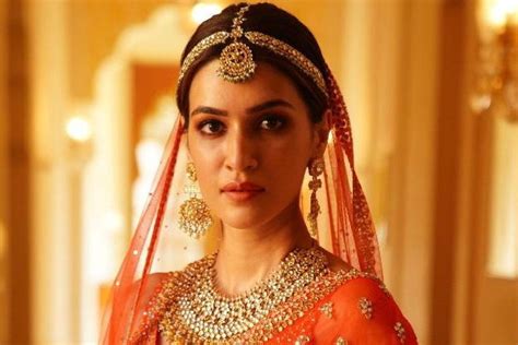 Kriti Sanon Slays In This Bridal Look For Her Upcoming Next Hum Do