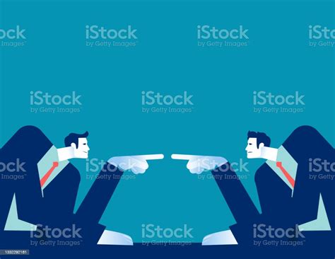 책상에서 서로를 비난하는 두 명의 사업가 사무실 개념의 싸움 경영자에 대한 스톡 벡터 아트 및 기타 이미지 경영자 경쟁 경쟁자 Istock