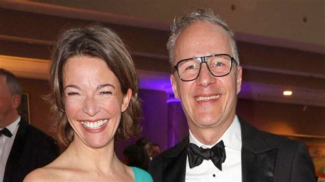 Unter Heiklen Umständen So Lernte „moma“ Moderatorin Anna Planken