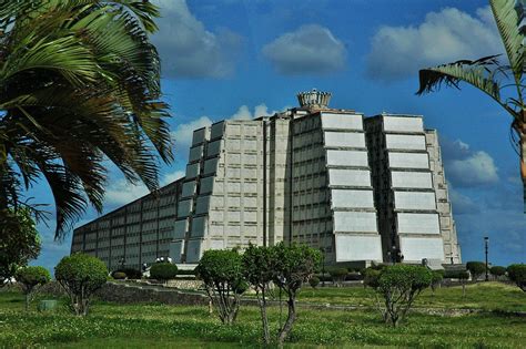 El Faro a Colón listo para recibir visitantes Ensegundos do