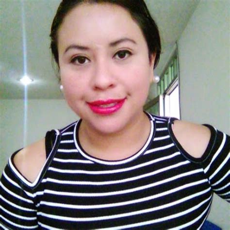 Stream Uso de los alcoholes aldehídos y cetonas by Paola J Hernandez Colin Listen online for