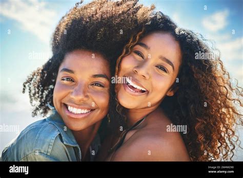 Im Lucky To Have A Friend Like You Two Girlfriends Enjoying Themselves