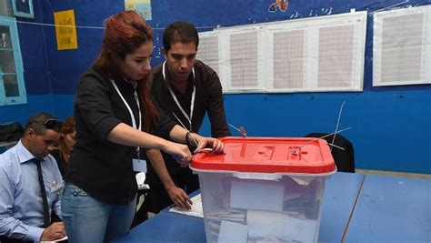Tunisie le principal parti séculier confiant dans sa victoire aux